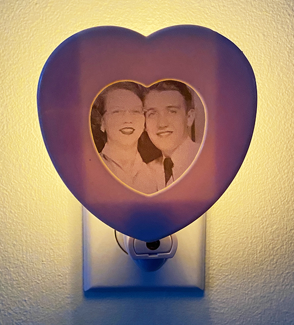 National Artcraft Night Light Heart Shape Picture Frame - National Artcraft